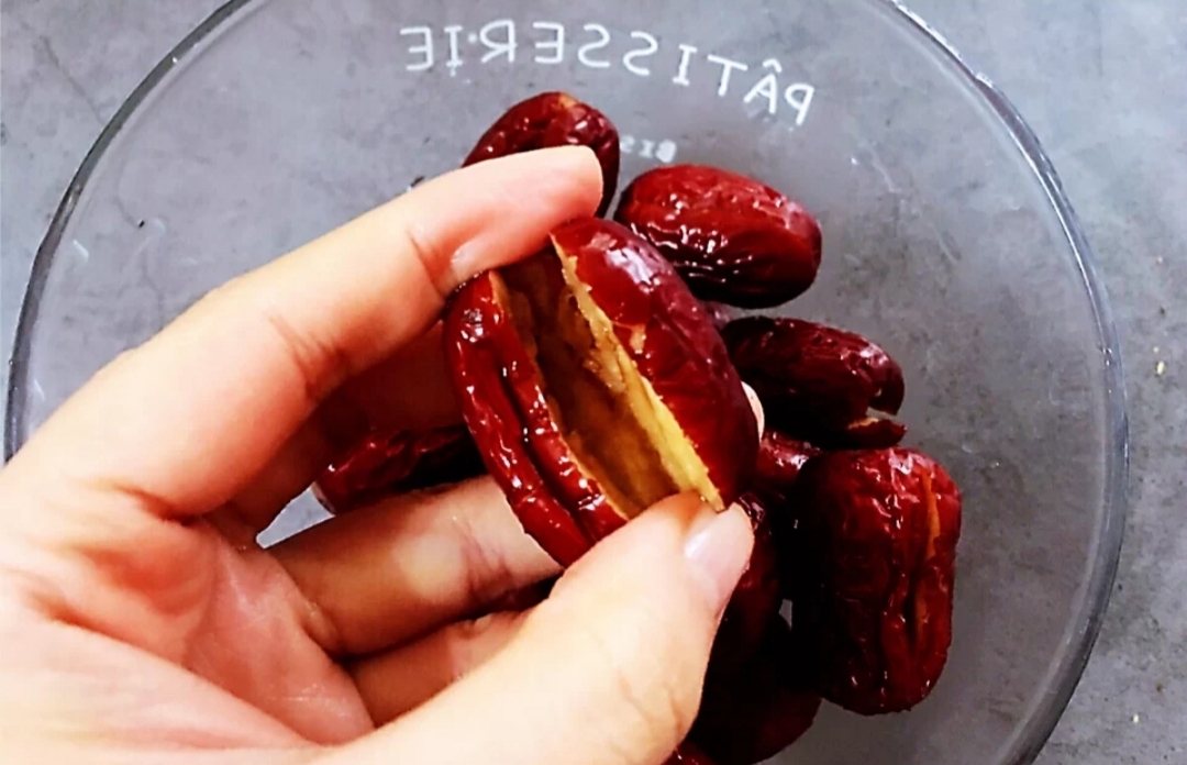 The story of Walnut and Jujube